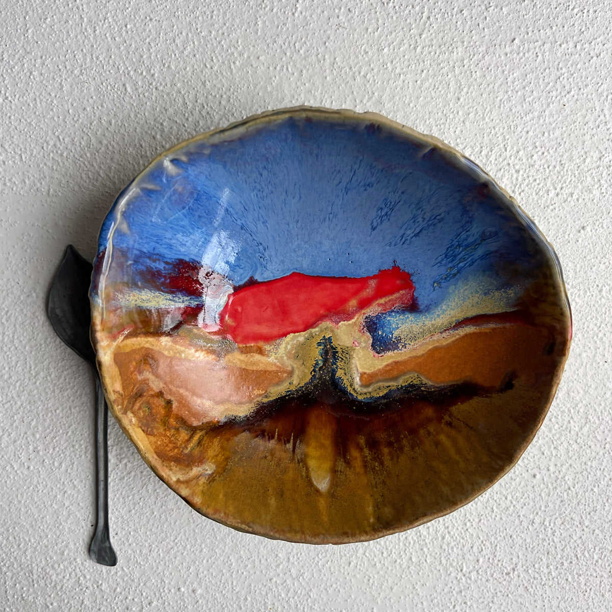 Organic bowl 12 Oz UMe 22. In Joyful Blaze. – Lee Wolfe Pottery